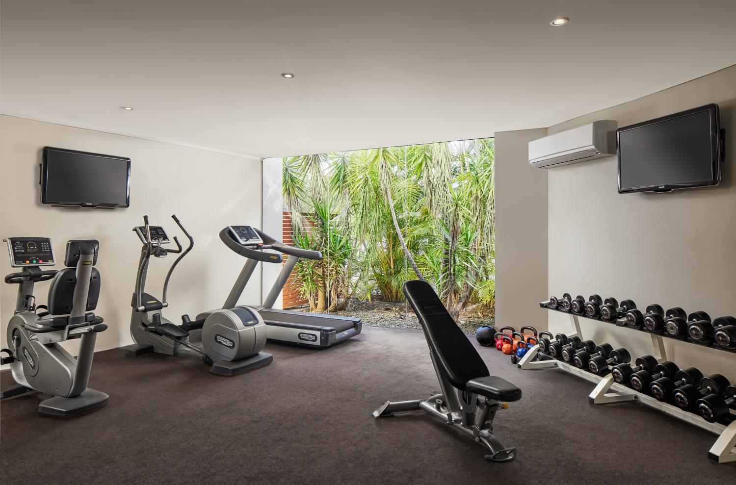 Hotel – The Warwick